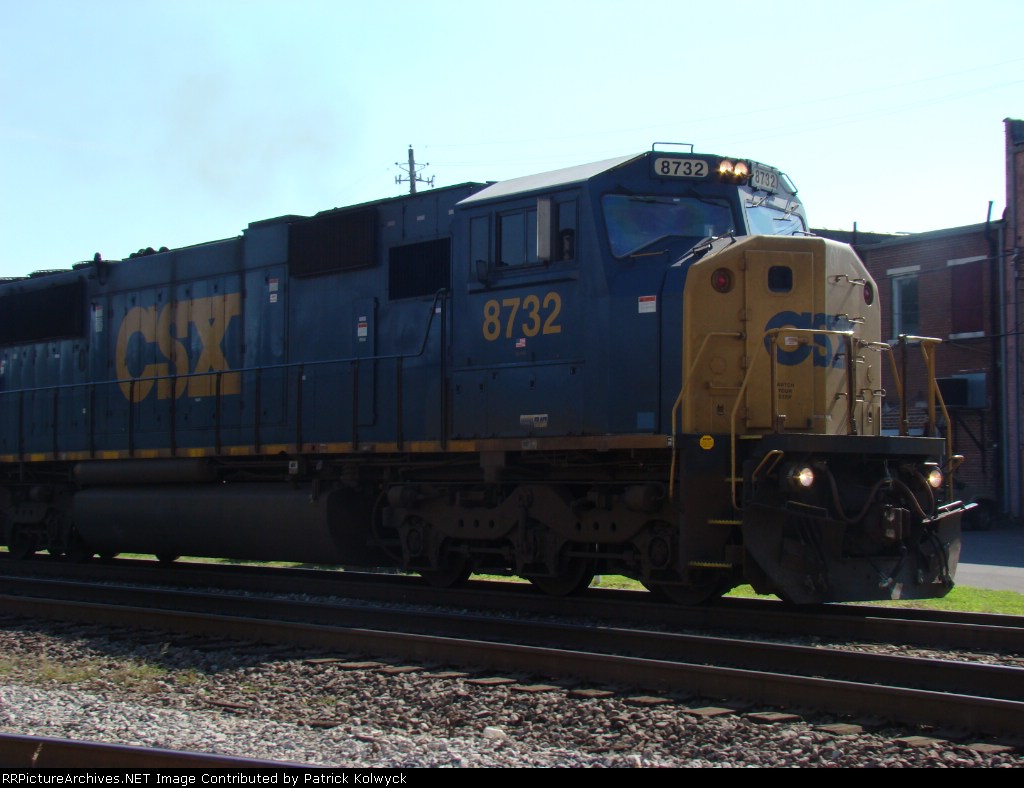 CSX 8732